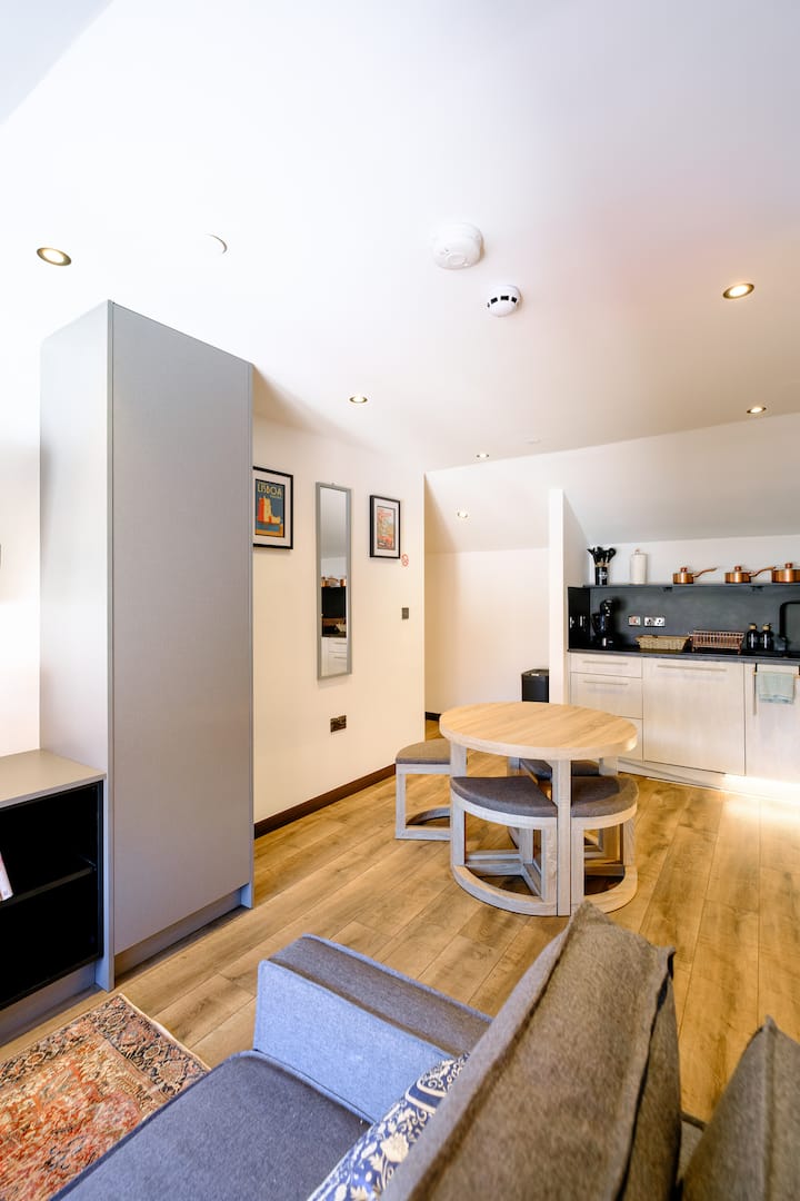 James Court Llandudno Luxury Apartment 7 & Parking - Llandudno