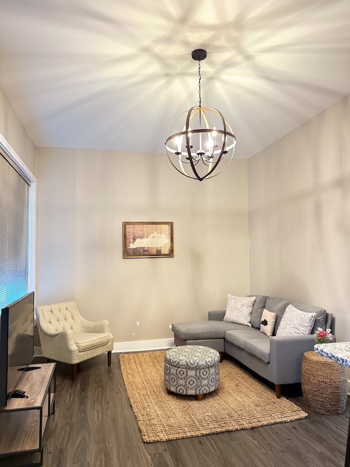 Serenata At Broadway - Frankfort, KY