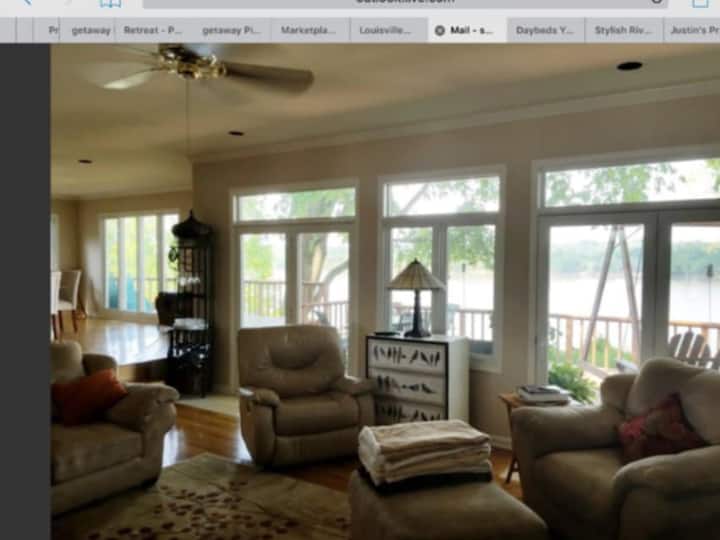 Derby Rental Spacious Louisville Riverfront Home - Charlestown, IN