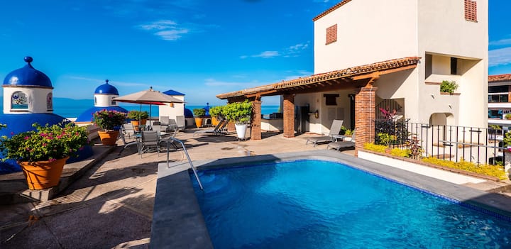A Cozy Charm Steps From The Beach And Lazaro Park. - Mexico