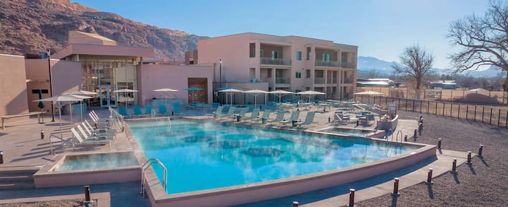 Stylish Hotel Suite W Kitchen - Moab, UT