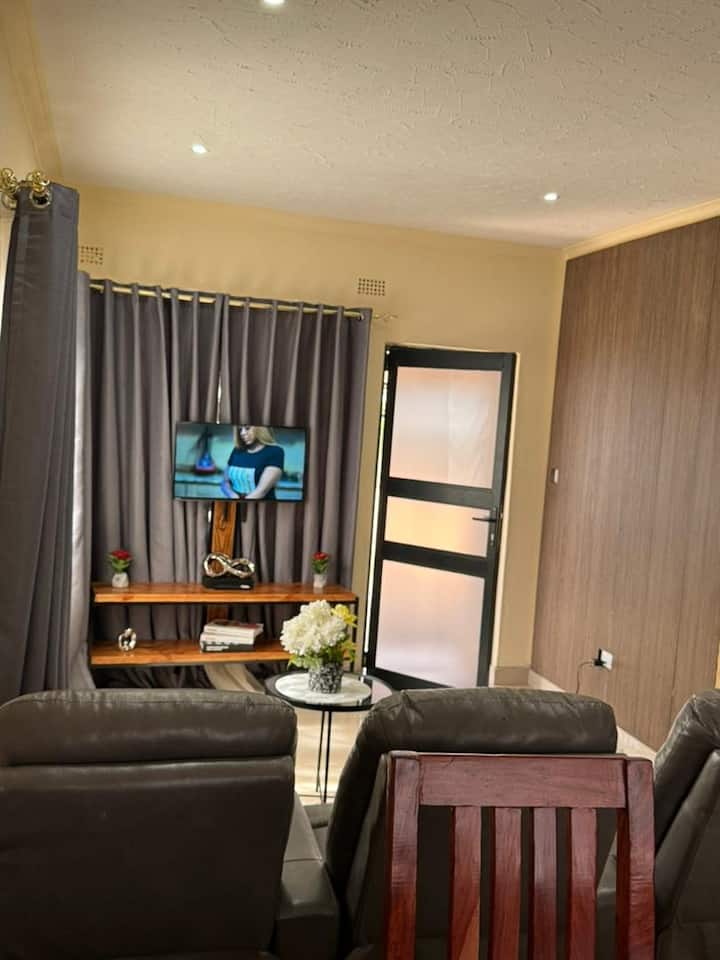 Diamond Cottage - Zimbabwe