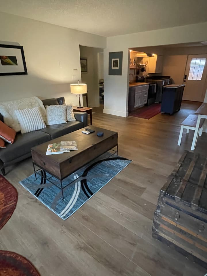 Central Park Location Between Olympia And Aberdeen - Aberdeen, WA