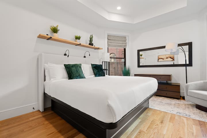 Symple Suite 4 - Boston, MA