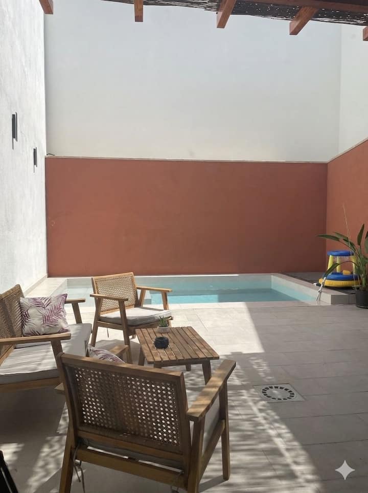 Casa Moderna Con Piscina El Centro Merida - Mérida