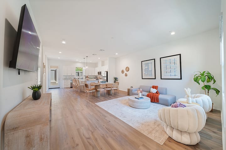 Jie's New Spacious 4b4b Suite Serenity Grove Hot - West Covina, CA