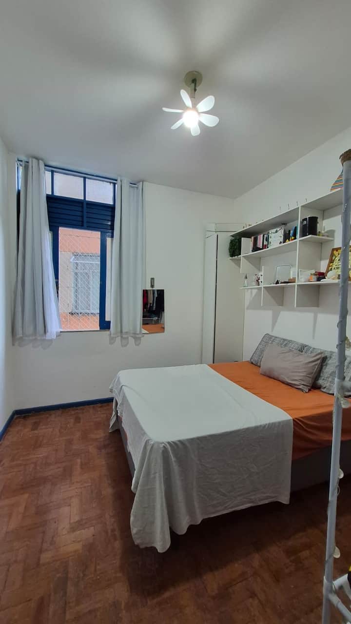 Carnaval Com Conforto: Apê Amplo Na Graça - Barra