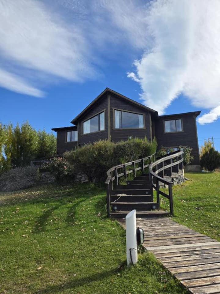 Hostería Con Vista Al Lago - El Calafate