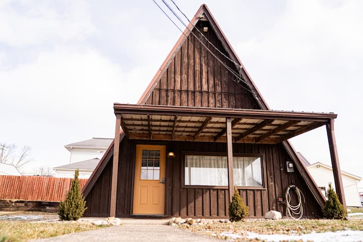 The Rustic Triangle A-frame - Mohican Township