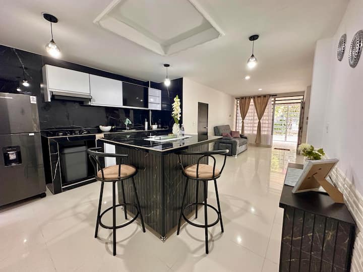 Lujoso Y Espectacular Alojamiento Con A/c Y Wi-fi - Neiva