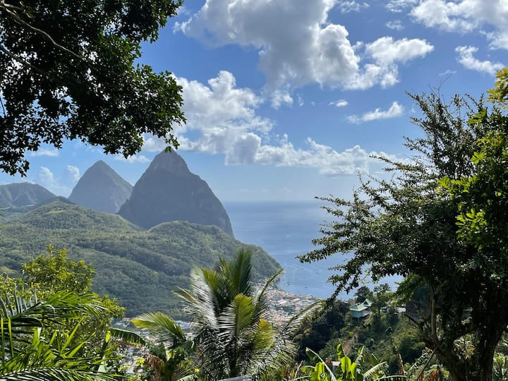 The Outpost - Simple Island Base For Explorers - Saint Lucia