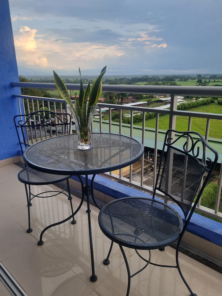 Mi Casa Es Su Casa. Welcome Home. - Palmira