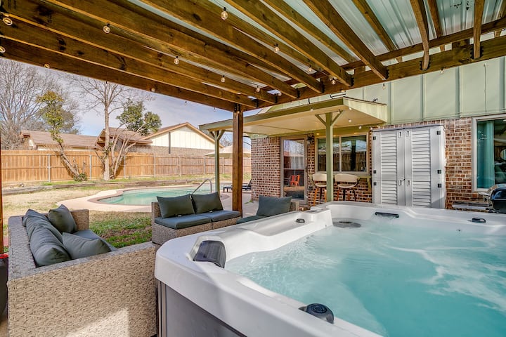 Furnished 3br | Pool + Hot Tub | Central Dfw - Euless, TX