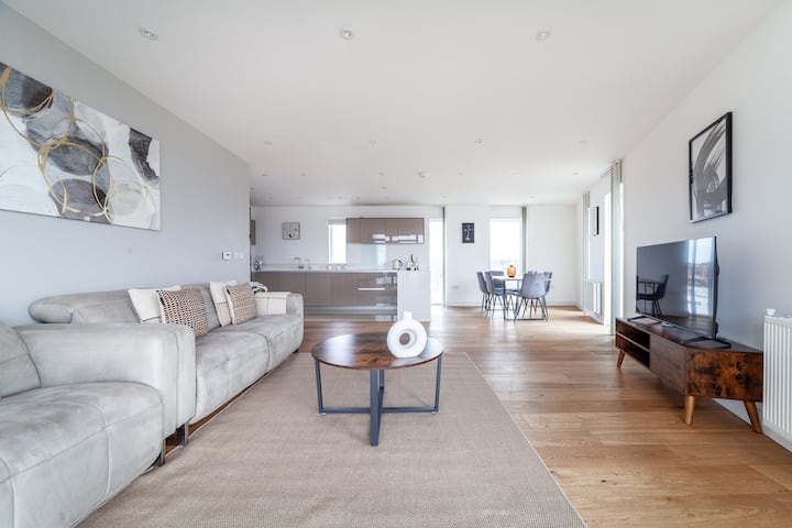 O2 Penthouse Long Stay | Luxury 7+ Nights - Greenwich