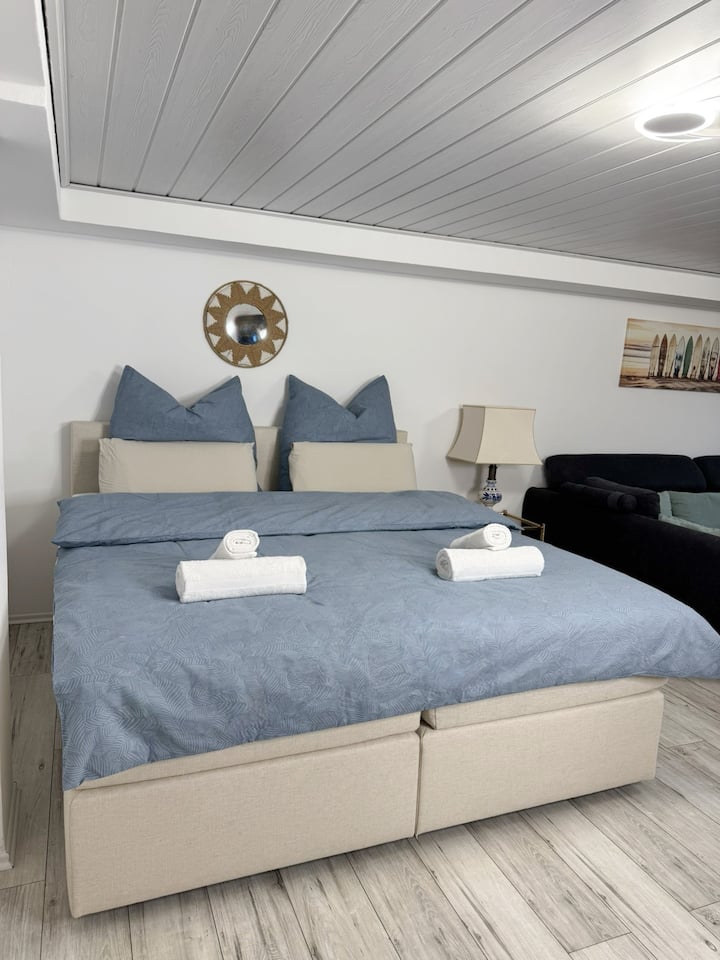 Modern Basement Apt Near Phantasialand & Cologne - Erftstadt