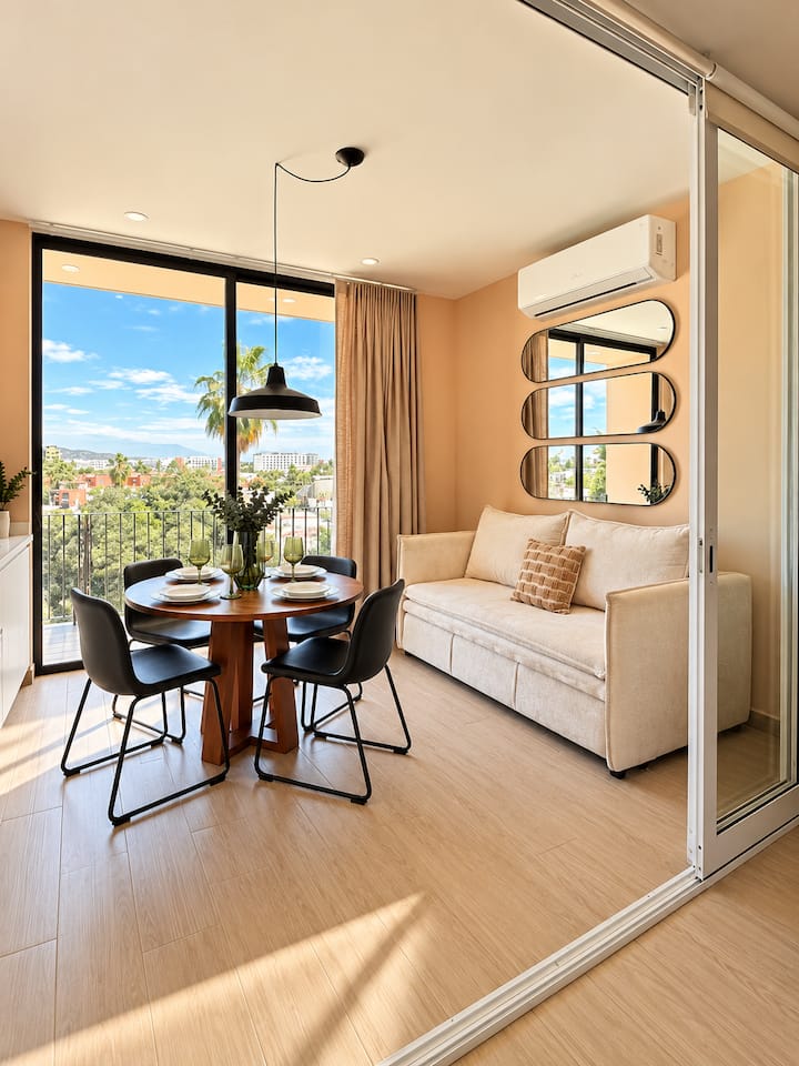 Loft With Pool Just A Stone's Throw From The Marina/centre - Cabo San Lucas