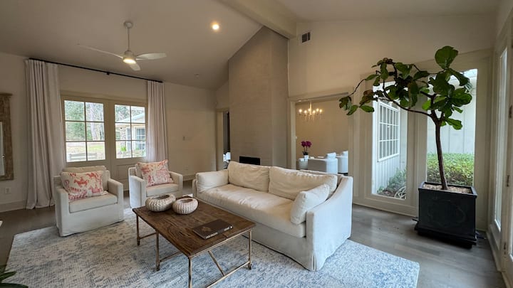 Peaceful Riverfront Retreat | 4br On 1.5 Acres - Covington, LA