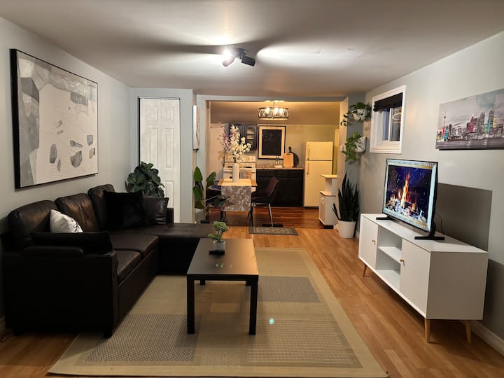 Fullhouse|freeparking|wi-fi|netflix|shops|mall - Thunder Bay