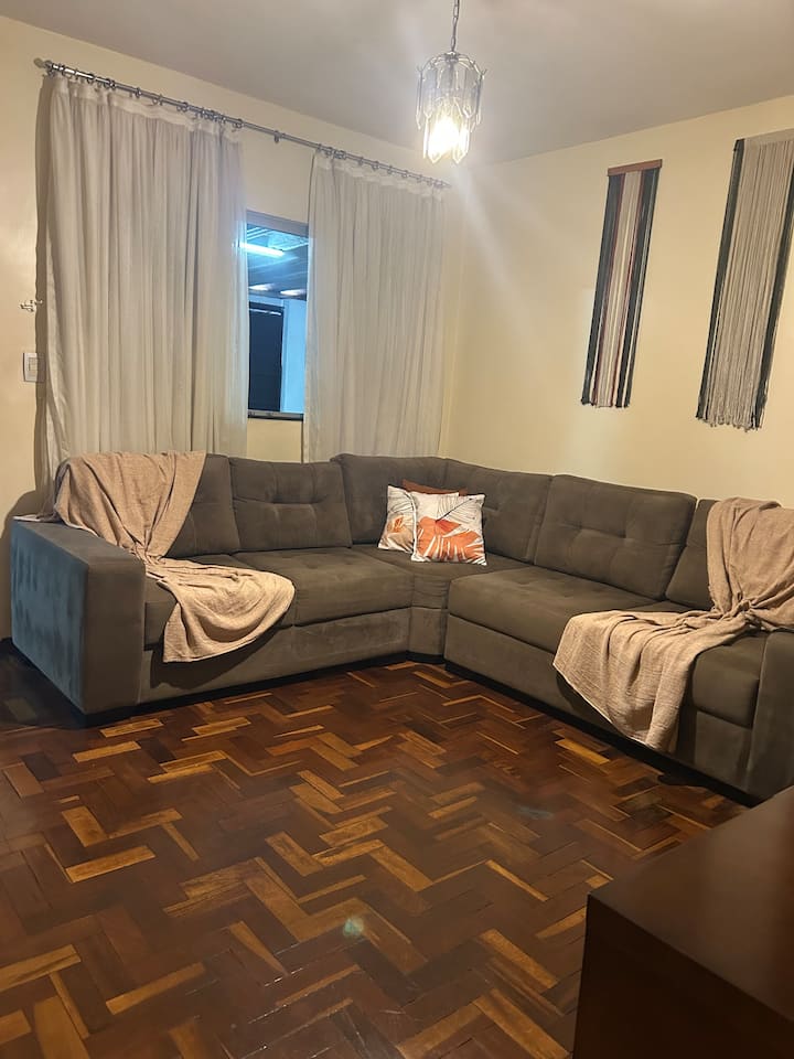 Casa Espaçosa Perto Da Ufg | Ideal Motogp - Goiânia