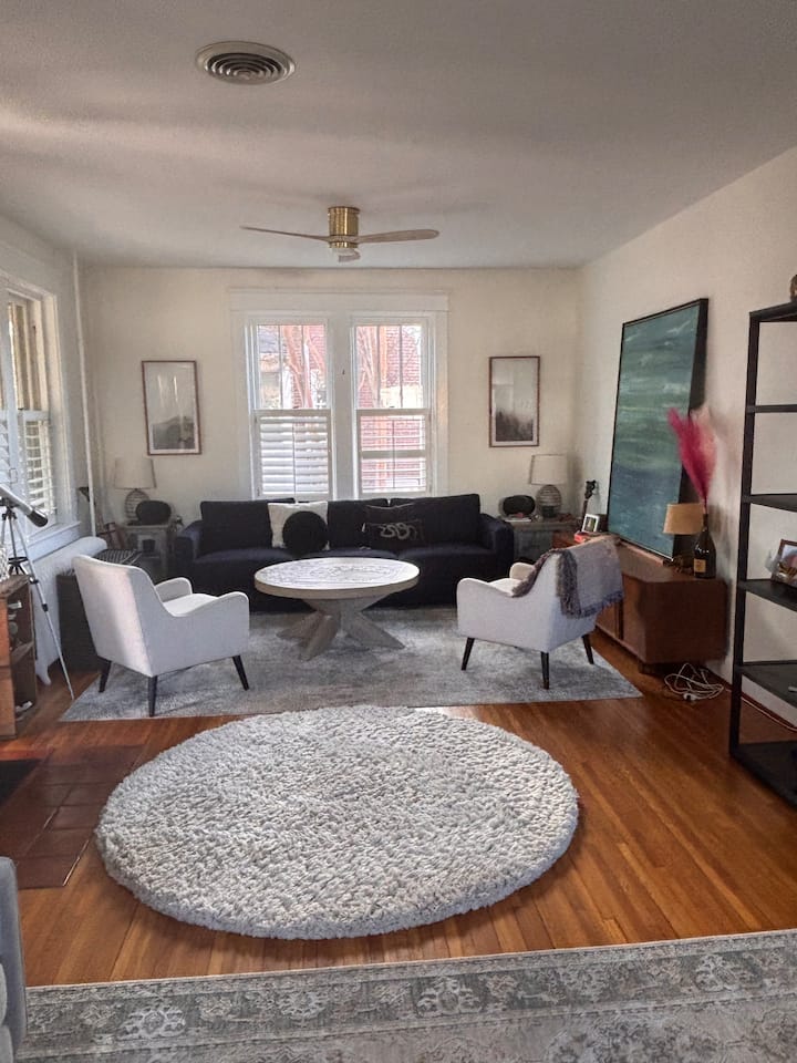 North Downtown Oasis Home 4br/3.5, 2 Master Suites - Charlottesville, VA