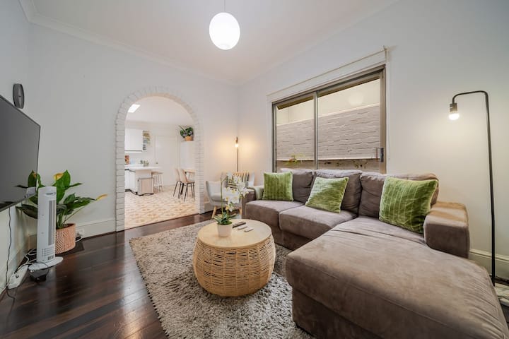 The Hidden Courtyard | Erskineville - Sydney
