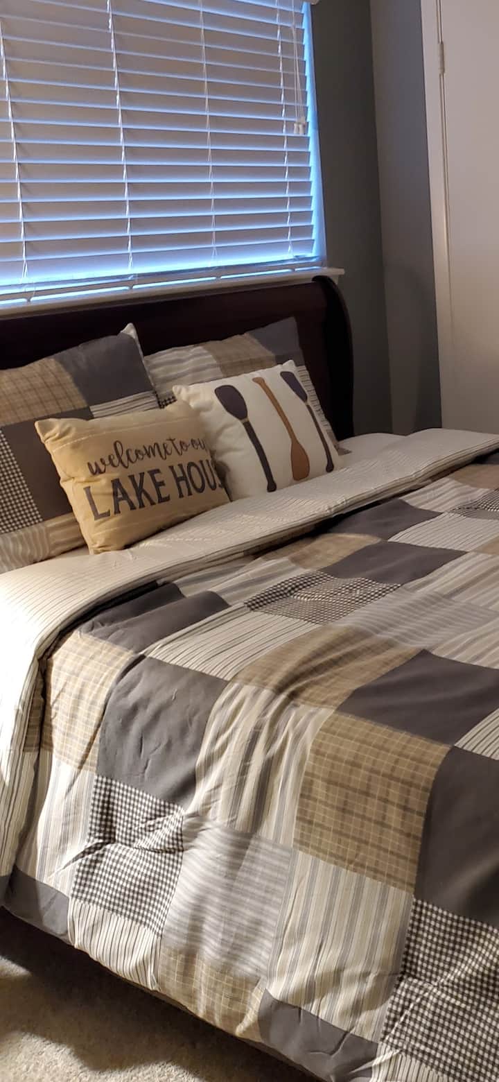 Chase House By The Lake - Lake Conroe, TX