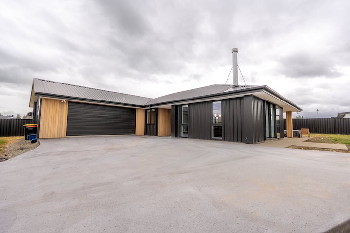 Modern Glenfield - Private & Spacious - Twizel