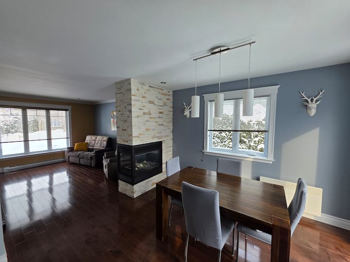 Beautiful 3-bdr House In Quebec City With Swim Spa - Québec, QC