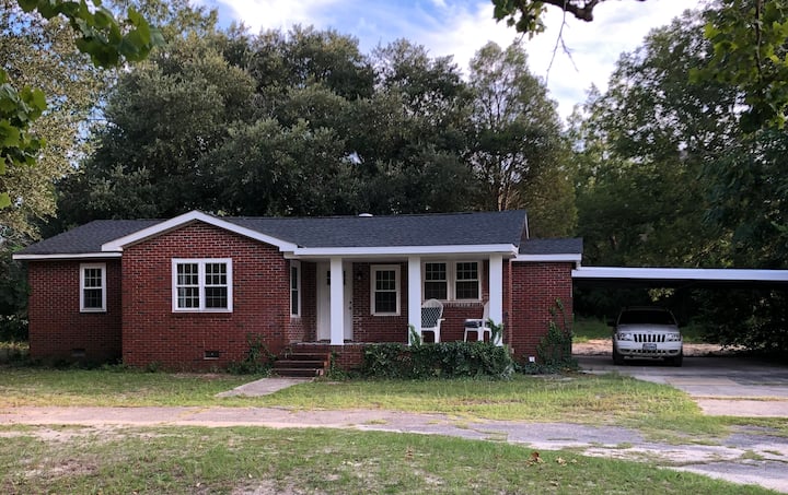 Golf Master's Week Furnished Cottage! - Aiken, SC