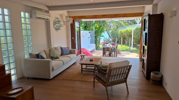 The Beachfront Hideaway - 3br Family Friendly - Phuket