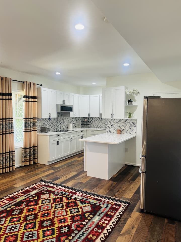 Modern, Cozy Two Bed, One Bath & A Modern Kitchen. - Stafford, VA