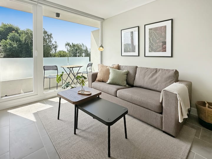 Piscina, Diseño Y Vista Natural | Centro - Los Angeles