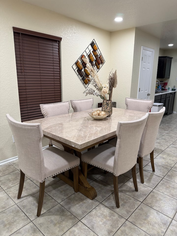 Private Room In Shared Nw San Antonio Home. - Helotes, TX