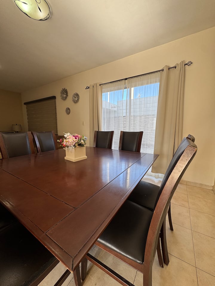 Casa Amplia Familiar Cto. Petunias - Gomez Palacio