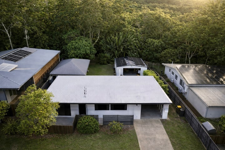 Rainbow House - Rainbow Beach