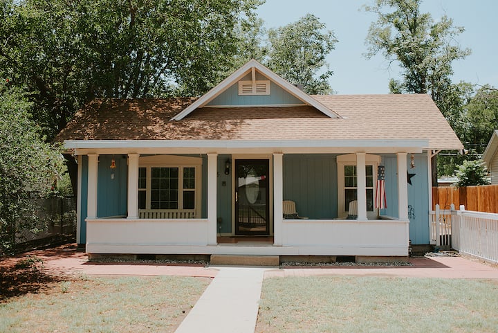 Traveler's Cozy Cottage - 2 Bedroom - Carlsbad, NM