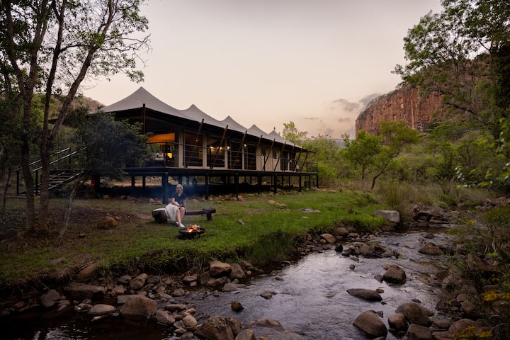 Luxury 2-sleeper Tent 4 - Schoemanskloof