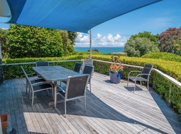 Coopers Kiwiana Escape - Mangōnui