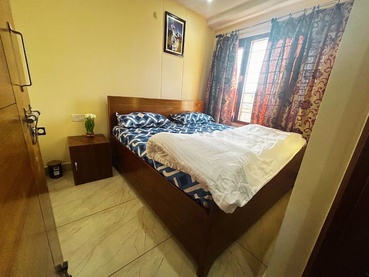 1bhk Heven In City Of Culture I Almora I Kasardevi - Binsar