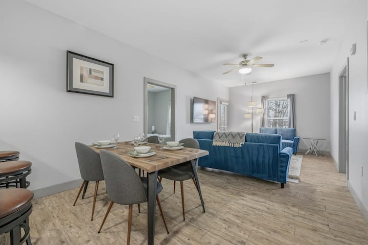 Comfy 2br King Bed Downtown Oasis Pool/gym/parking - 인디애나폴리스