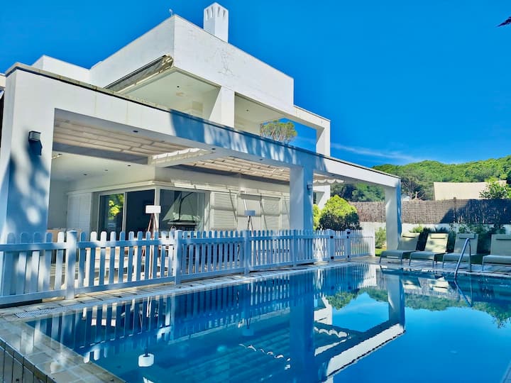 Chalet Con Piscina A 6' De La Playa (10pax) - Conil de la Frontera