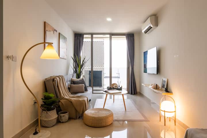 Modern High-floor 1br @ The Peak - Phnom Penh