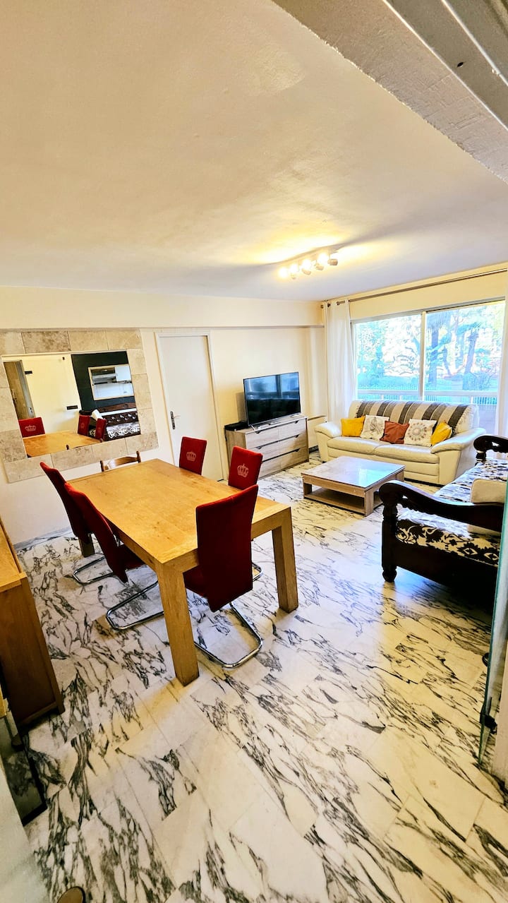 Appartement 4 Pièces, Spacieux 8 Couchages - Antibes