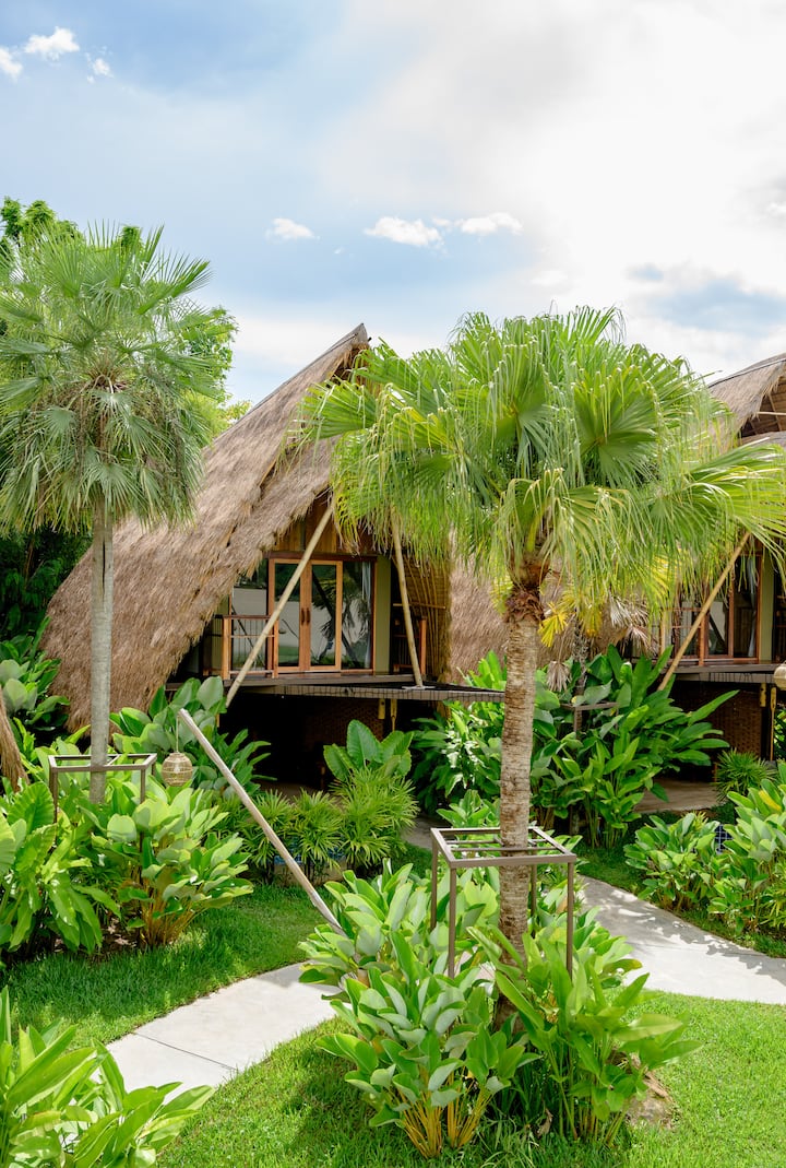 V4 Bamboo Duplex Suite - Pak Thong Chai District