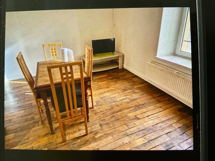 Aux Alentours De Nancy, Appartement Avec Parking - Frouard