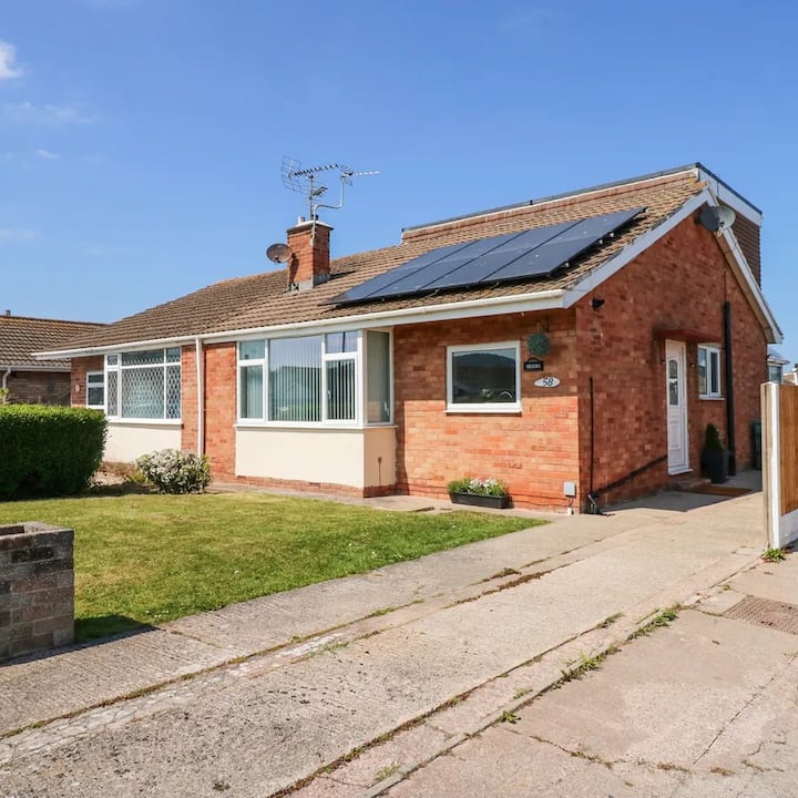 Spacious Coastal Home For Families And Workers - Abergele