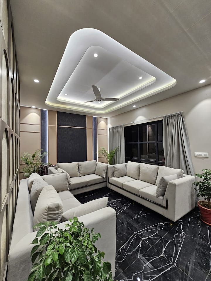 Full Villa @ Geetanjali Villa - マウント・アビュー