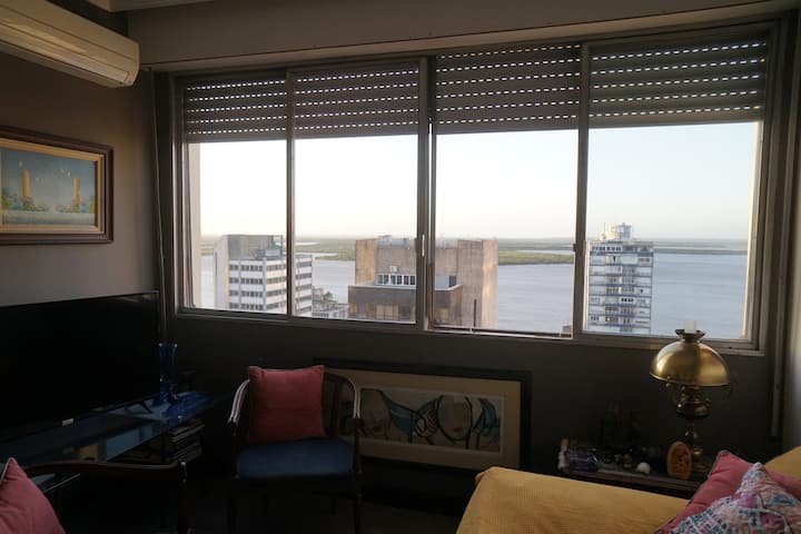 Ap Centro Histórico-seguro Confortável E Divertido - Porto Alegre