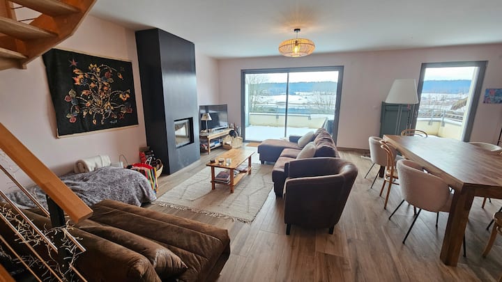 Duplex Bord Lac/ski à 15 Min
4 Personnes 2 Ch. - Malbuisson