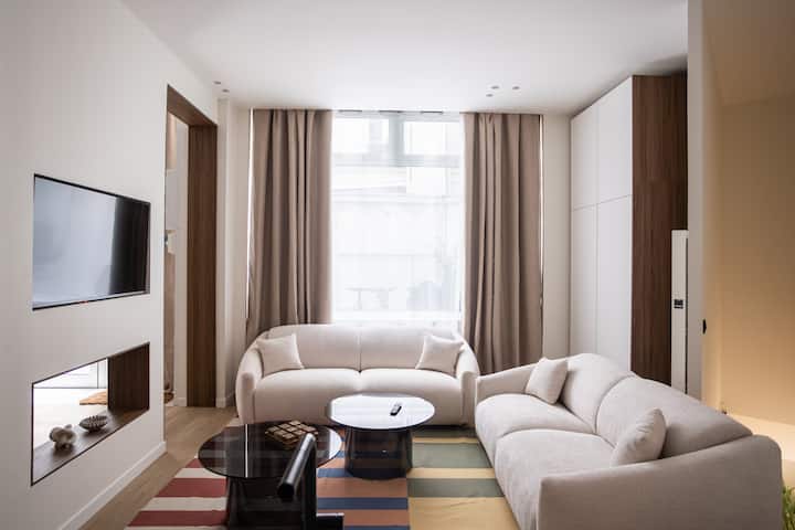 Lasuite Magenta - Montmartre